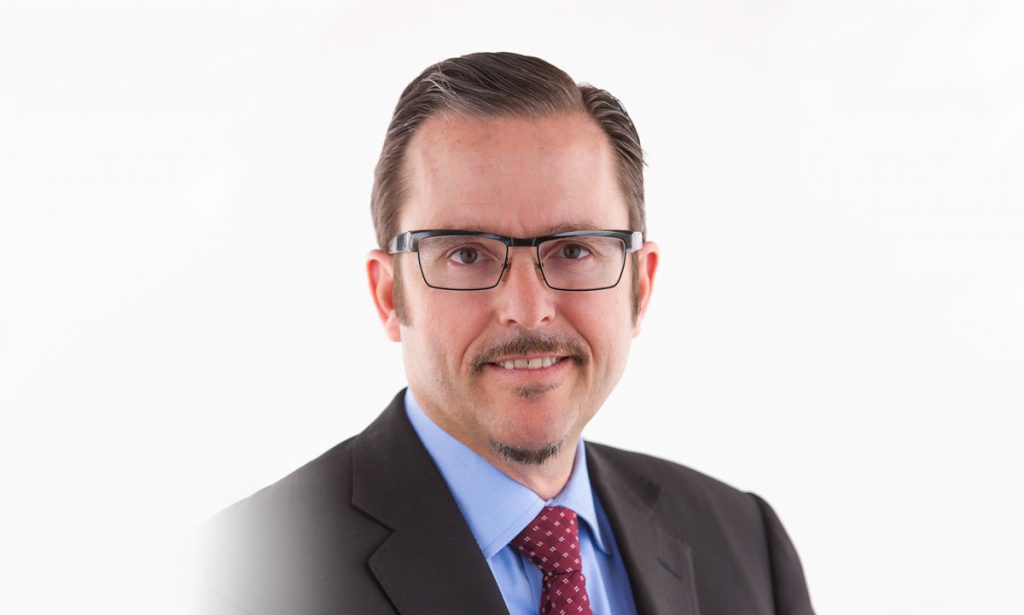 Mike Stollery celebrated at CADA dinner, urges more dealers to get ...