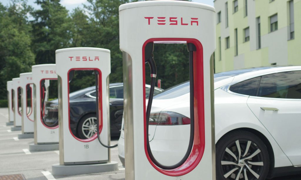 Tesla opens up supercharger network to other EVs - Canadian Auto Dealer