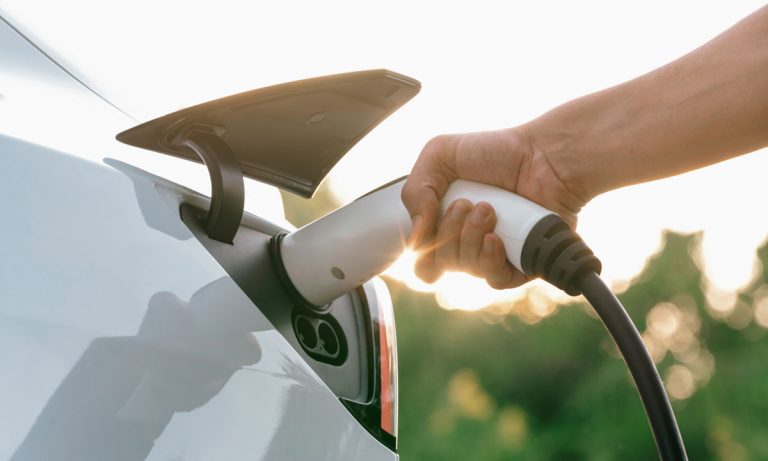 Auto industry reacts to pause on federal ZEV rebates - Canadian Auto Dealer